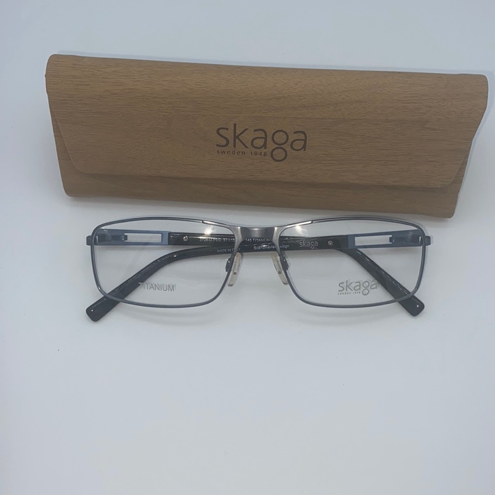 Skaga Titanium Mens Ophthalmic Frame Model 3726 - Gem